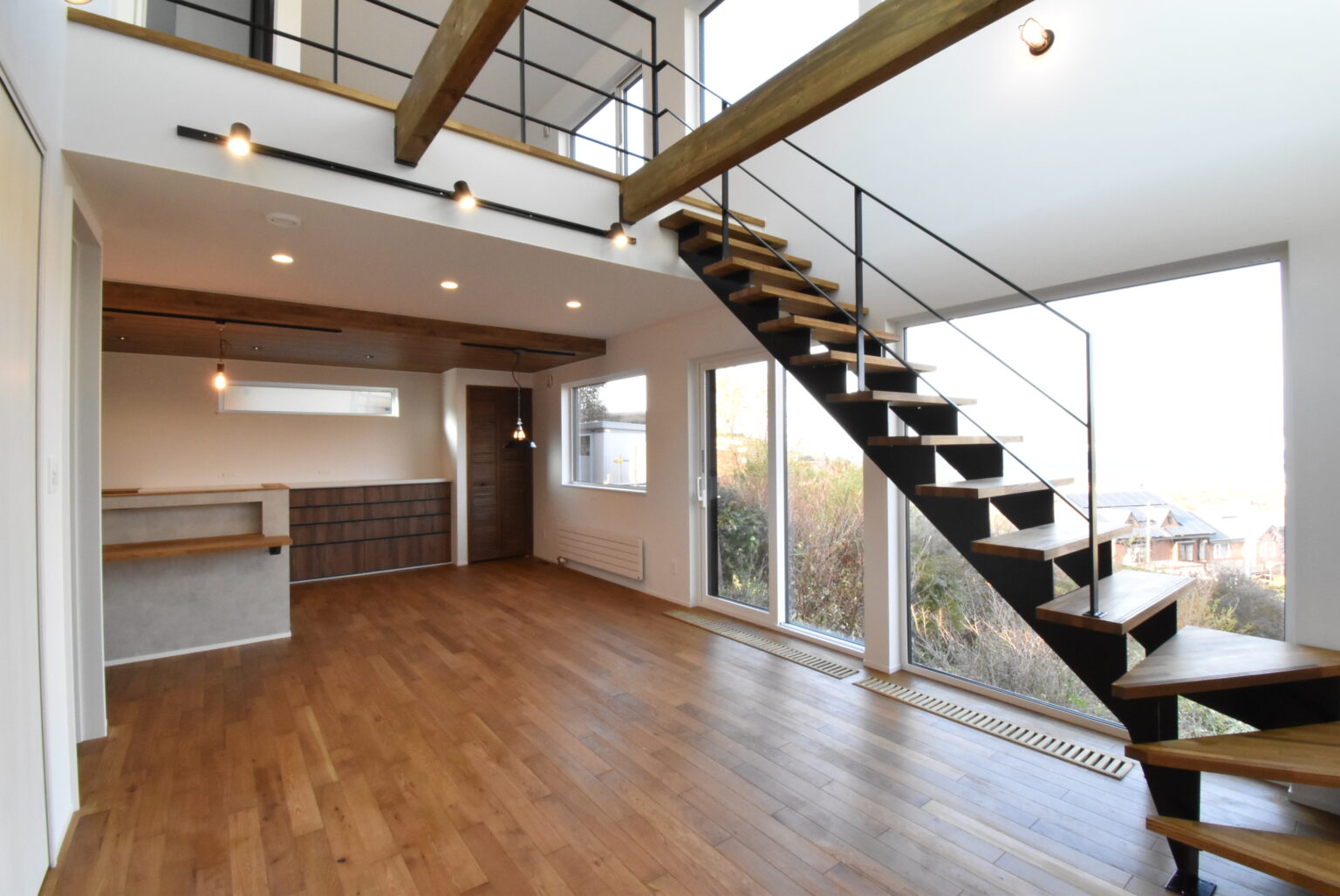 無垢フローリング・フローリング・床材の販売はシーゲル